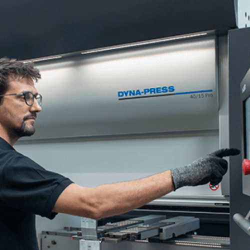 Dyna-Press | Fast and accurate mental bending machine by LVD.